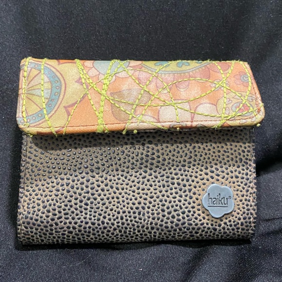 Haiku | Accessories | Haiku Wallet | Poshmark